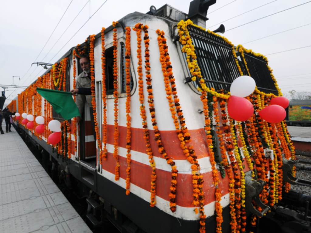 Trains To Run At 160 KMPH On Major Trunk Routes - India Infra Hub